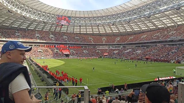 Вид с трибун на поле Лужников