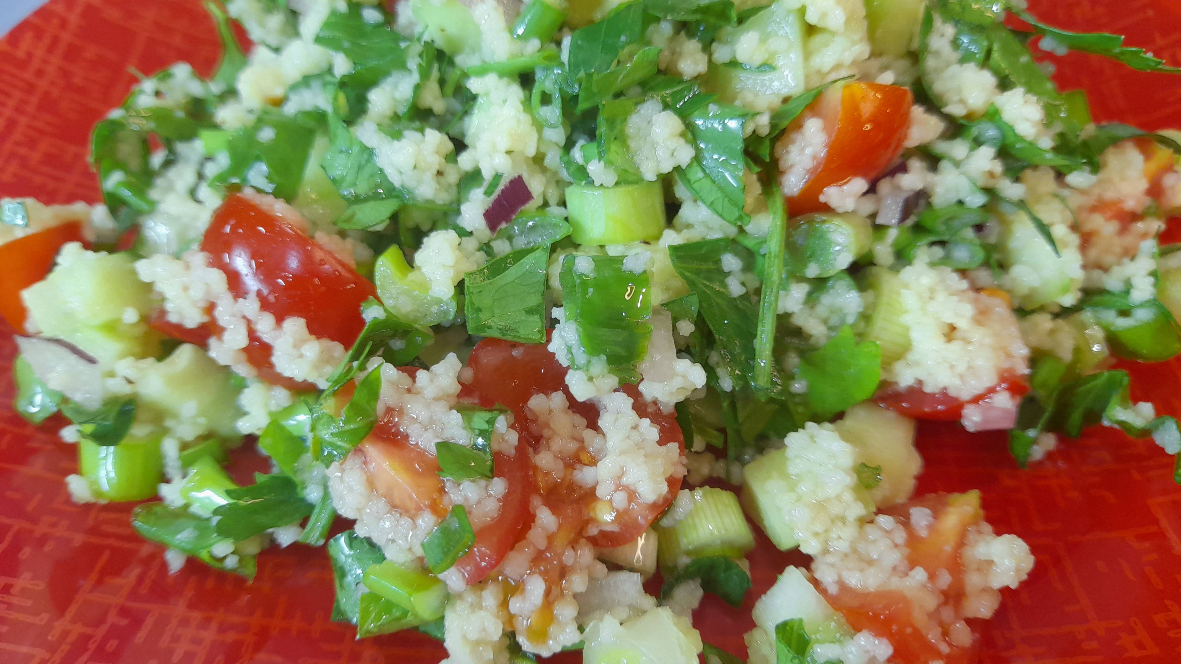 Табуле-легкий, сытный салатик