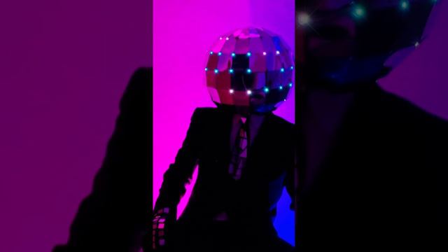 Световой зеркальный дискошар на праздник в Москве | GO SHOW | 8(977)777-28-84