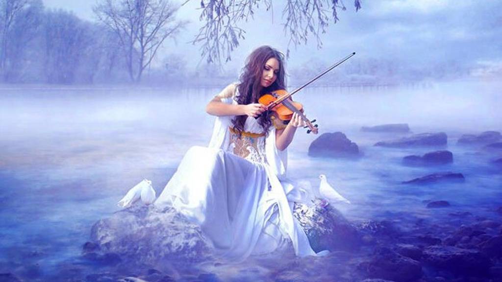 Анна Ахматова. Композиция из двух стихотворений под музыку А. Вивальди. Читает — Елена Артёменко.