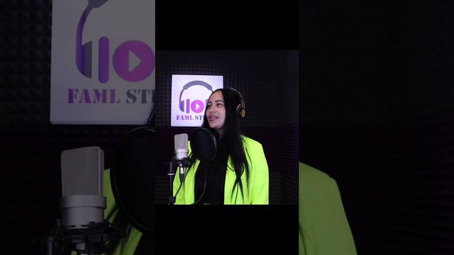 Запись песни в подарок от невесты мужу (Юлия HOLOD - Замуж) ▶ FAML STUDIO
