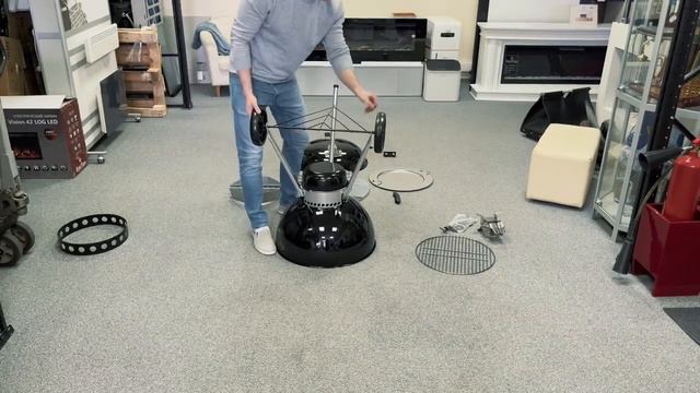 Угольный гриль WEBER Master-Touch GBS Premium E-5770. Распаковка и сборка.