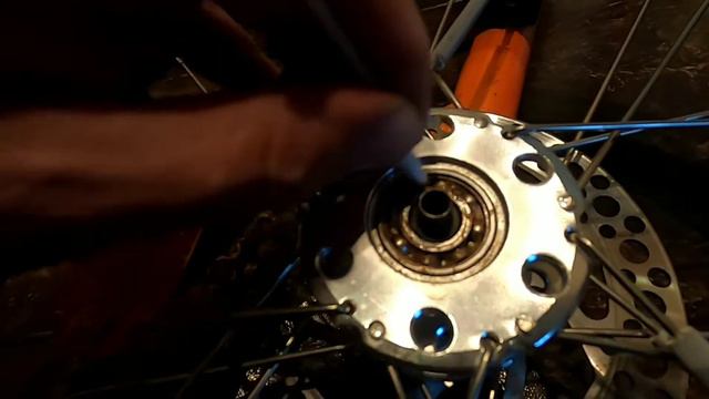 Strida. Сервис переднего колеса