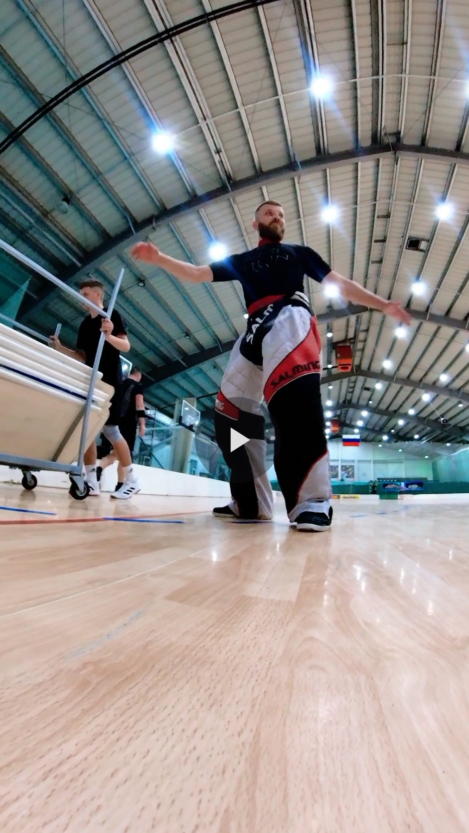 Вратарь на позитиве!