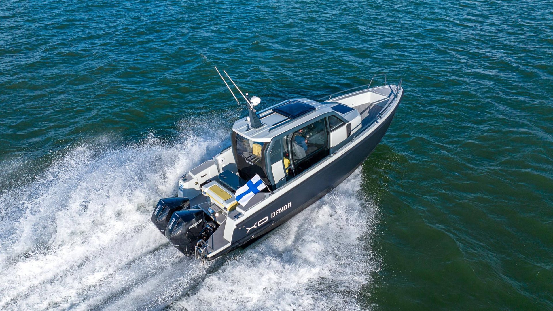 XO DFNDR 9 речной катер с алюминиевым корпусом | Yachts Expert