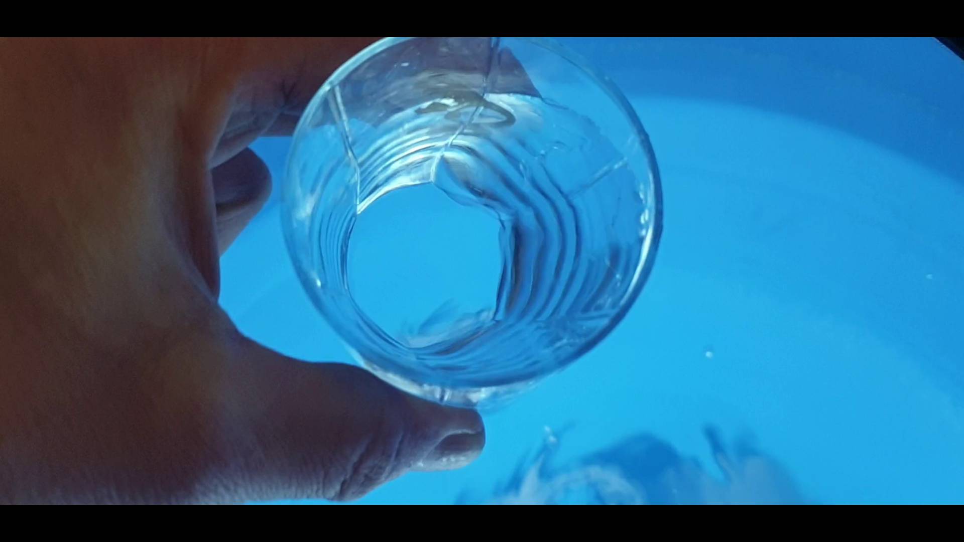 Гравитационная система фильтрации воды