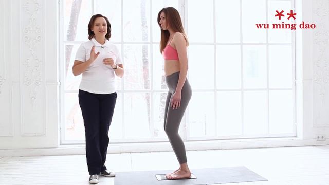 4.Упражнения на лежаке Redox от болей в спине перекаты