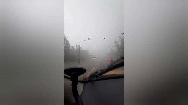 Выживание во время урагана в Москве