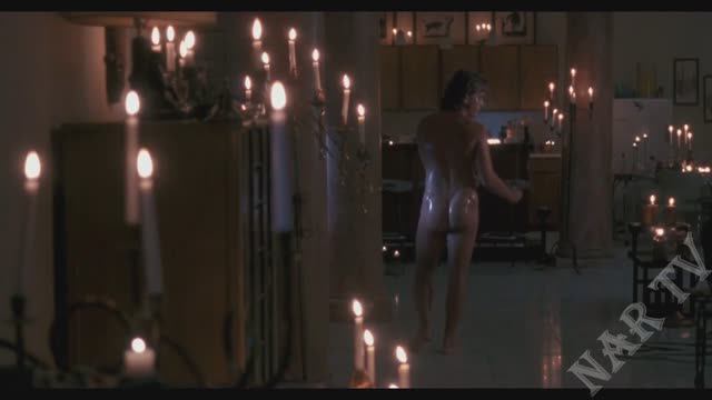 027_Заряженное оружие 1 (1993) ТОП 11 сцен