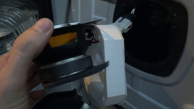 Установка Android магнитолы в автомобиль Dongfeng Captain-t. Часть 3. Установка динамиков