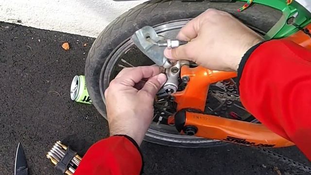 Спасение заднего тормоза