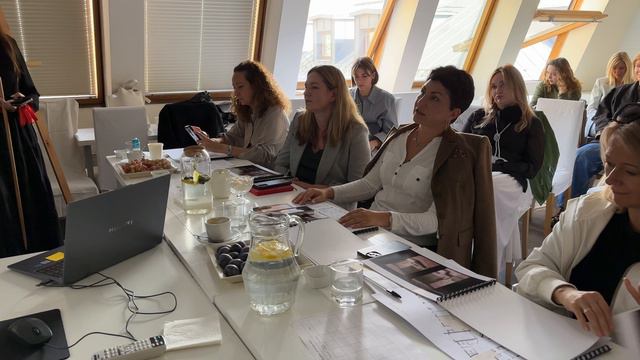 Защита дипломной работы на курсе ДИЗАЙН ОБЩЕСТВЕННЫХ ПРОСТРАНСТВ в ДЕТАЛЯХ: проект ШЕПОТ