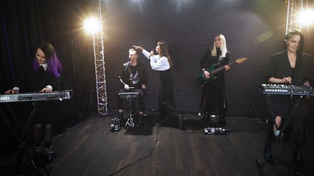 Юлия Беретта - ПЯТНИЦА ( Live Video )