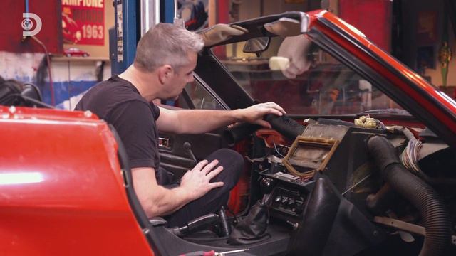Махинаторы \ Wheeler Dealers (Сезон 16, Серия 2):: Triumph TR7