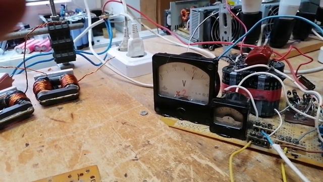 Ферритовый качер. Импульсный заряд конденсатора.