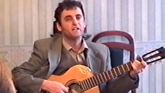 "Уважаемая совесть" (запись 2003 г). Слова и музыка Александра Дольского. Поёт Виктор Дьяченко.