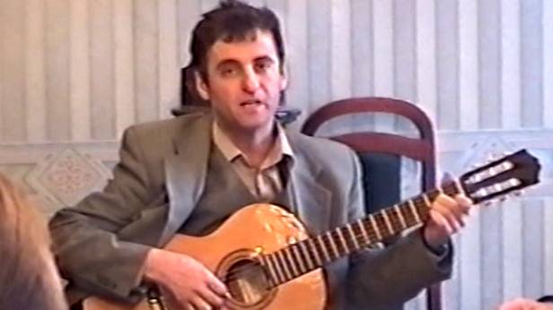 "Тебе" (запись 2003 г). Слова и музыка Александра Дольского. Поёт Виктор Дьяченко.