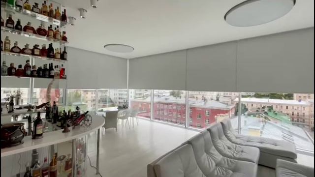 Рулонные шторы для панорамного остекления. Блэкаут. Автоматика