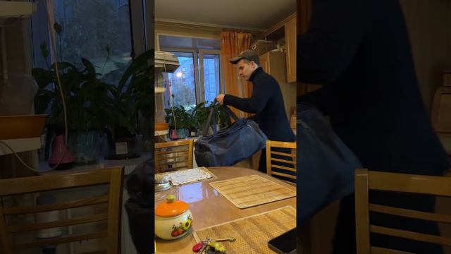 родственник из деревни приехал #shorts #shortsvideo #юмор #прикол