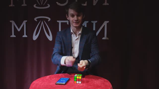 Видеовизитка. Алексей Сенников. Фокусник.