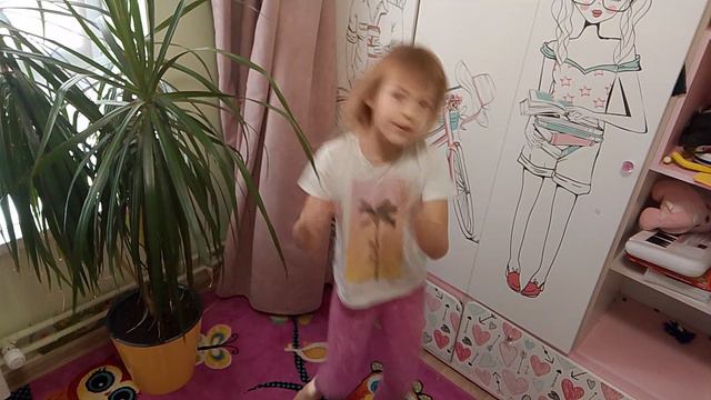 7.Серия.Танцует под песню.1 часть.Детский юмор.