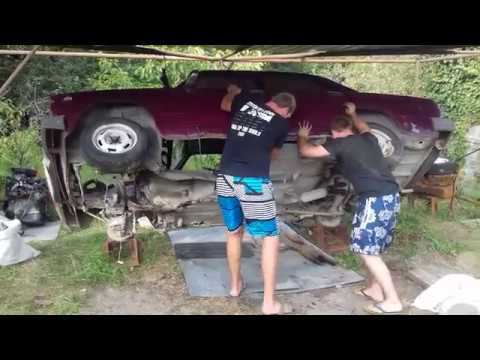 Снимаем двигатель, разбираем подкапотку
