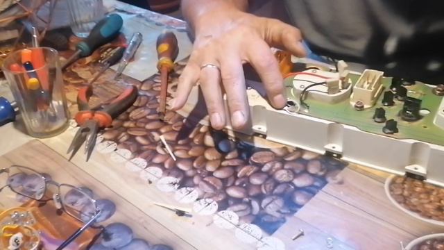 Меняем цвет подсветки приборной панели ваз 2104