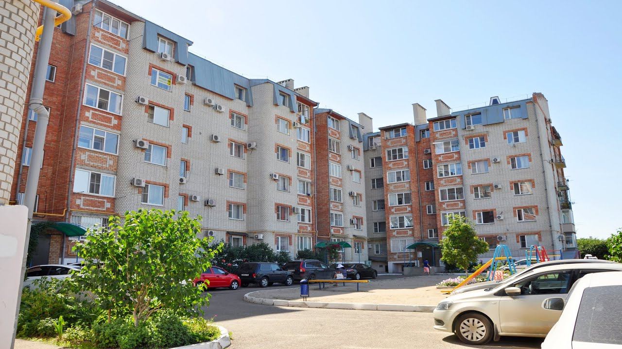 Ейск: видеообзор дома по ул. Калинина, 73-4