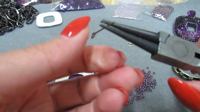 Серьги из бисера  Вышиваем красивые серьги!