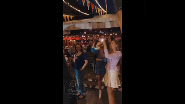 Артисты в стиле карнавала в Москве — яркое шоу для вашего мероприятия от GO SHOW!