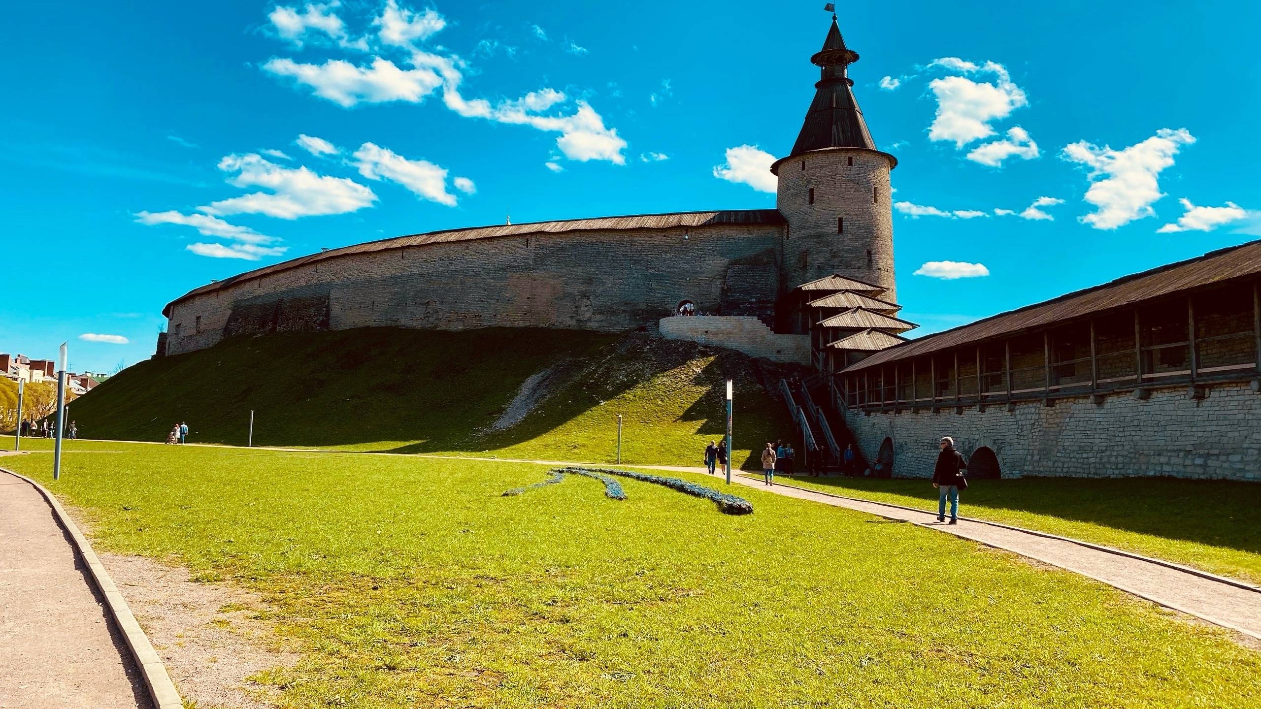 Псков. Парк Куопио, Сад Камней, Псковская Крепость. Здесь вы точно захотите сделать фото. Ч.2