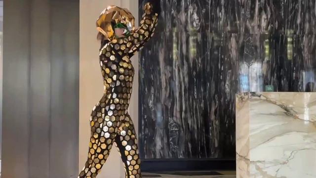 Символ года 2025 — зеркальные артисты на праздник в Москве! Заказать по телефону 8(977)777-28-84