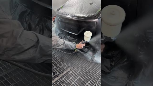 Наносим лак