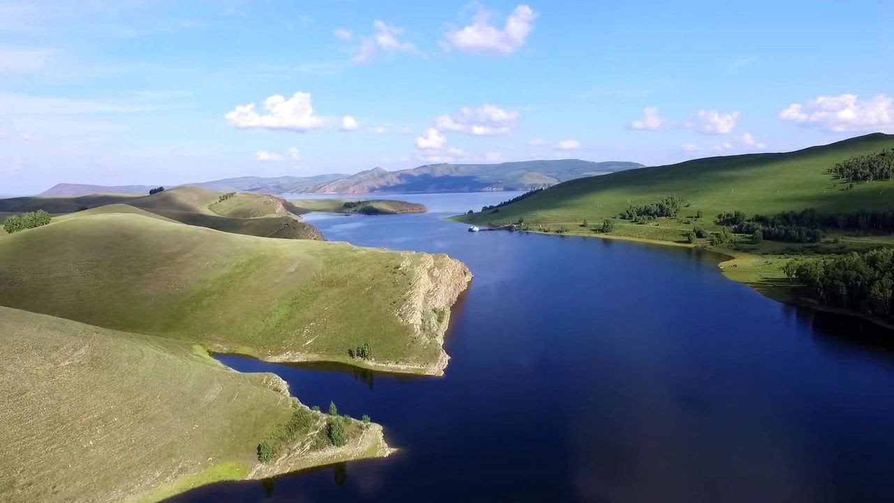 Полет над акваторией Красноярского моря в Новоселовском районе