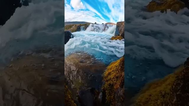 Живописный водопад