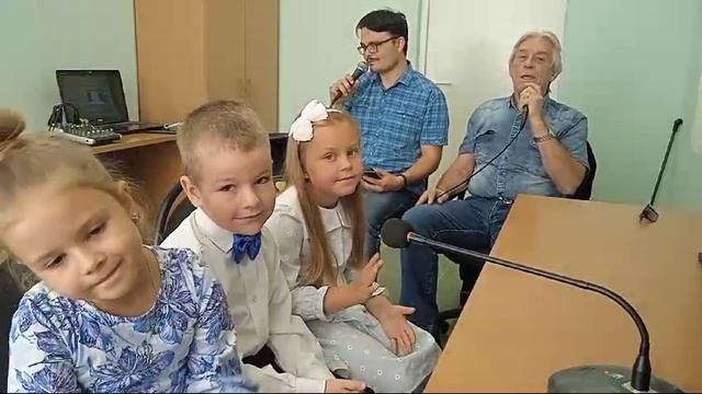 Поздравление с праздником, днем воспитателя и всех работников дошкольного образования.