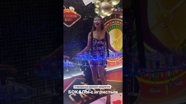 Леди-фуршет в Москве: девушки-столы для вашего мероприятия — заказать по телефону 8(977)777-28-84