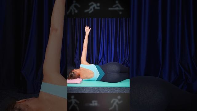 Упражнение: расправляем верхний плечевой пояс #утренняязарядка