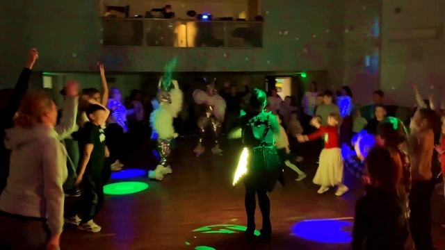 Зеркальное Шоу ВИП в санаториях, отелях и домах отдыха Москвы и Подмосковья — эксклюзивное шоу