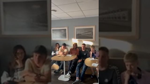 Урок с _носителем_ языка в рамках программы _каникулы в Петербурге_