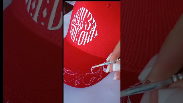 Роспись кепки / Кастом одежды / Русская каллиграфия #каллиграфия #кириллица #стиль #русскийкод