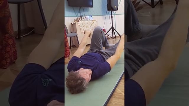 Растягиваем глубокие мышцы позвоночника, всего тела #йога #здоровье #медитация #позвоночник #осанка