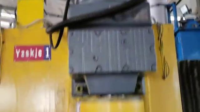 Кромкофрезерный станок 1