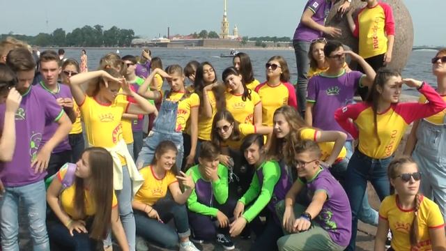 Главный редактор. Выпуск пятый. Дворцы Петербурга.