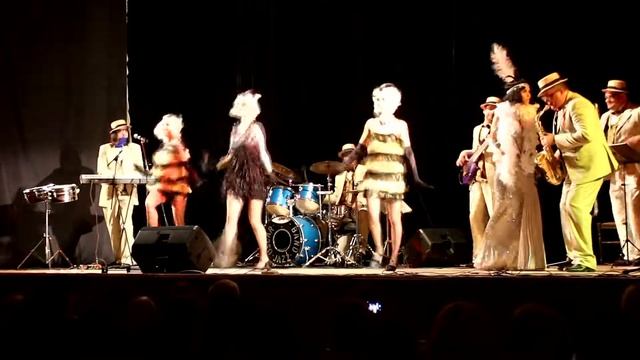 Sing sing sing, Оскар Джаз Бенд, Концерт в ЦДА