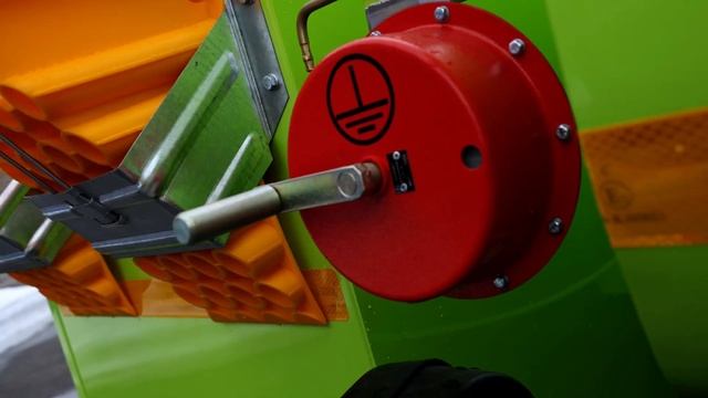 Автотопливозаправщик Chameleon-4.9 на шасси DONGFENG C80S