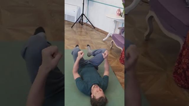 Понятное простое упражнение для таза #позвоночник #здоровье