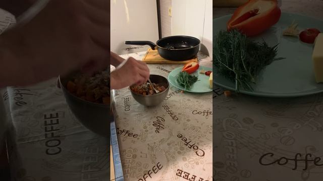 Rosino4ka готовит: патиссон с начинкой из мяса и овощей под сырной корочкой