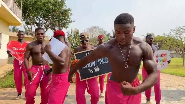 КОМАНДА РОЗОВЫЕ ХАЛКИ - 2