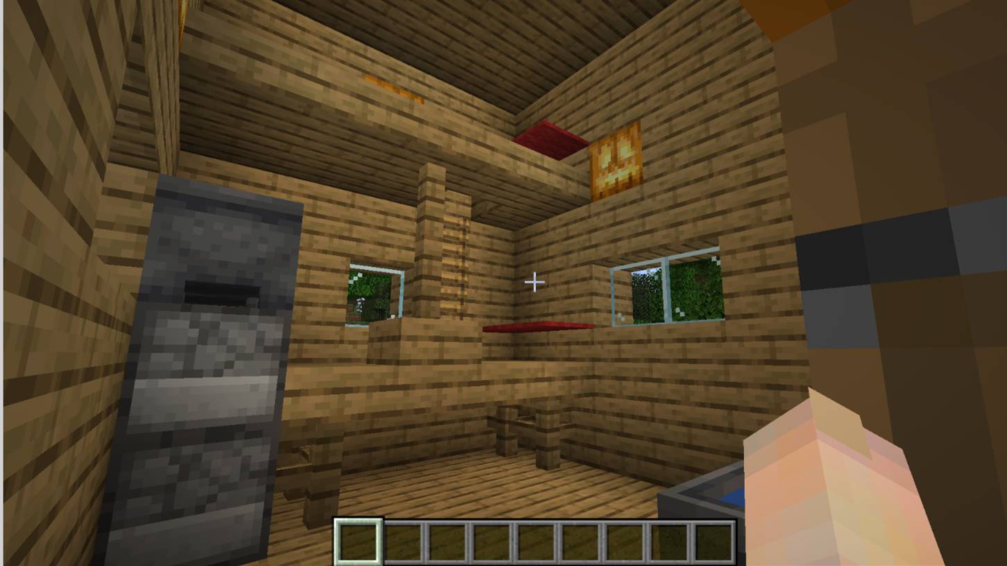 Последнее видео!
Сделал баню рядом с домикам на дереве.